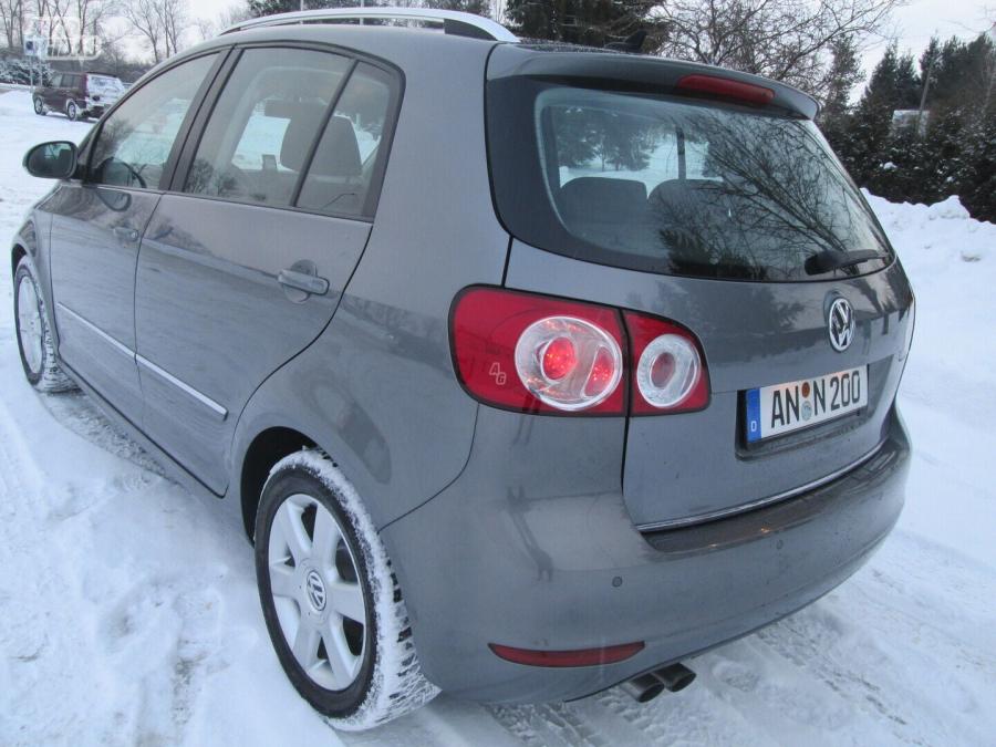 Pelēks Volkswagen Golf Plus 2009 Kelmė, ar dzinēja tilpumu 1.40 L un nobraukumu 260 tūkst. km par 4490 €, foto 6 vietnē AUTOMOTO.COM.LV