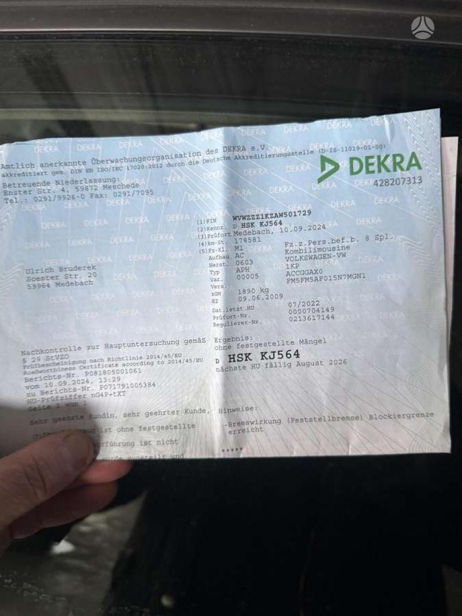 Grey Volkswagen Golf Plus 2009 in Jurbarkas, with an engine capacity of 1.39 L and mileage of 180 thousand km for 3399 €, photo 6 on AUTOMOTO.COM.LV