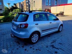 Pelēks Volkswagen Golf Plus 2009 Mažeikiai, ar dzinēja tilpumu 1.90 L un nobraukumu 280 tūkst. km par 3300 €, foto 6 vietnē AUTOMOTO.COM.LV