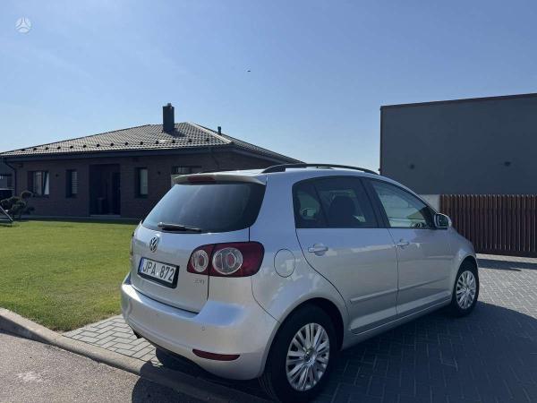 Grey Volkswagen Golf Plus 2009 in Kazlu Ruda, with an engine capacity of 1.39 L and mileage of 148 thousand km for 4500 €, photo 6 on AUTOMOTO.COM.LV