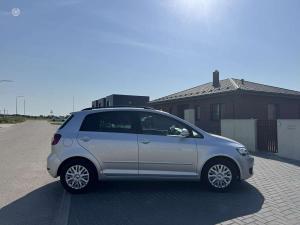 Grey Volkswagen Golf Plus 2009 in Kazlu Ruda, with an engine capacity of 1.39 L and mileage of 148 thousand km for 4500 €, photo 8 on AUTOMOTO.COM.LV