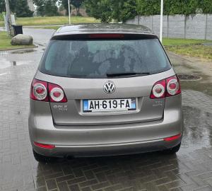 Pelēks Volkswagen Golf Plus 2009 Tauragė, ar dzinēja tilpumu 1.60 L un nobraukumu 211 tūkst. km par 2950 €, foto 9 vietnē AUTOMOTO.COM.LV