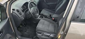 Pelēks Volkswagen Golf Plus 2009 Tauragė, ar dzinēja tilpumu 1.60 L un nobraukumu 211 tūkst. km par 2950 €, foto 14 vietnē AUTOMOTO.COM.LV
