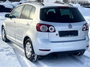 Grey Volkswagen Golf Plus 2010 in Kretinga, with an engine capacity of 1.39 L and mileage of 281 thousand km for 3350 €, photo 7 on AUTOMOTO.COM.LV
