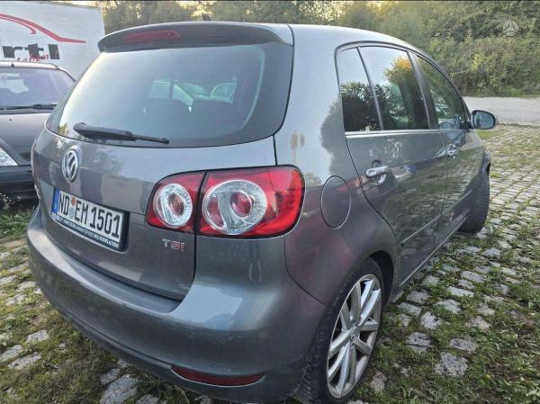 Grey Volkswagen Golf Plus 2010 in Telschi, with an engine capacity of 1.39 L and mileage of 179 thousand km for 3699 €, photo 6 on AUTOMOTO.COM.LV
