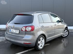 Pelēks Volkswagen Golf Plus 2010 Panevēža, ar dzinēja tilpumu 1.60 L un nobraukumu 272 tūkst. km par 2700 €, foto 7 vietnē AUTOMOTO.COM.LV