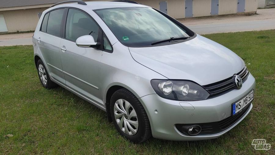 Grey Volkswagen Golf Plus 2010 in Vilnius, with an engine capacity of 1.60 L and mileage of 258 thousand km for 4350 €, photo 3 on AUTOMOTO.COM.LV