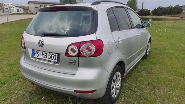 Grey Volkswagen Golf Plus 2010 in Vilnius, with an engine capacity of 1.60 L and mileage of 258 thousand km for 4350 €, photo 5 on AUTOMOTO.COM.LV
