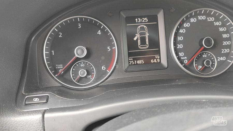 Grey Volkswagen Golf Plus 2010 in Vilnius, with an engine capacity of 1.60 L and mileage of 258 thousand km for 4350 €, photo 13 on AUTOMOTO.COM.LV