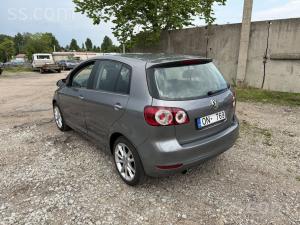 Grey Volkswagen Golf Plus 2010 in Rezekne, with an engine capacity of 1.60 L and mileage of 0 thousand km for 4050 €, photo 8 on AUTOMOTO.COM.LV