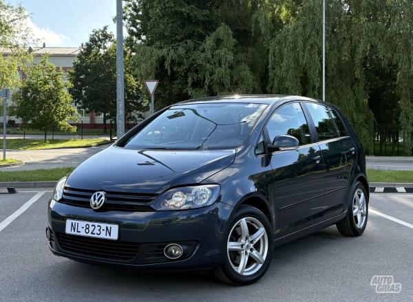 Grey Volkswagen Golf Plus 2010 in Taurage, with an engine capacity of 1.40 L and mileage of 186 thousand km for 4199 €, photo 2 on AUTOMOTO.COM.LV