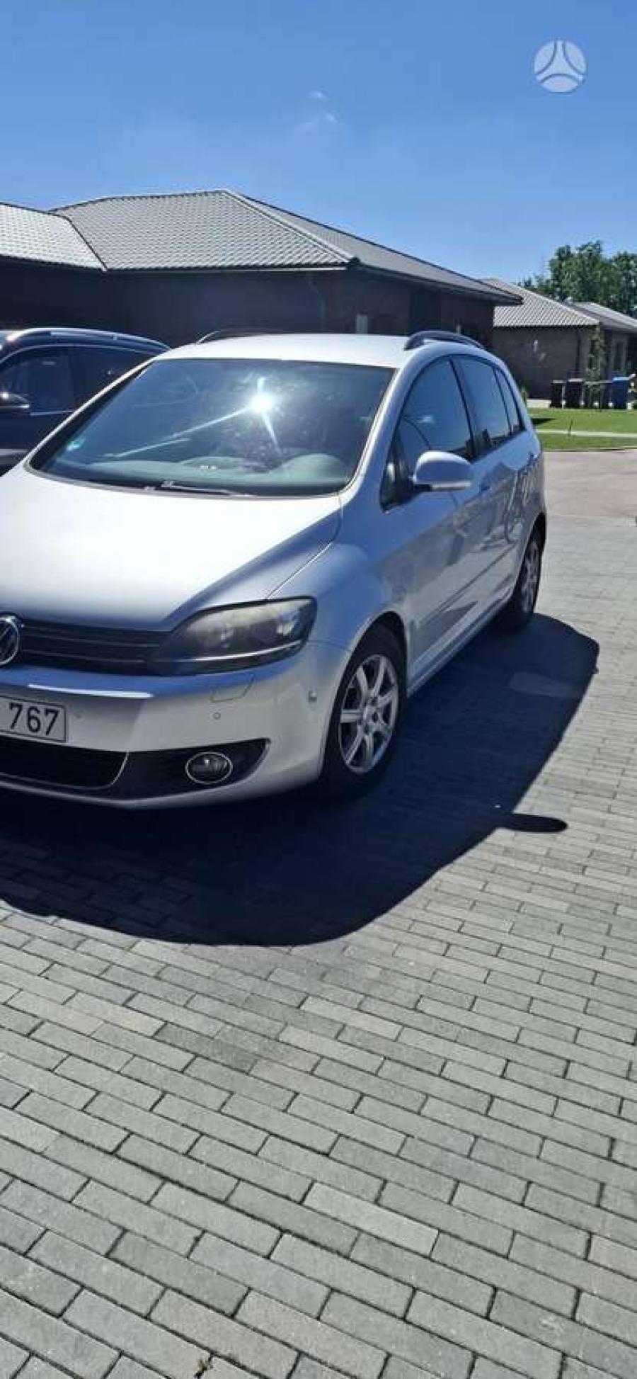 Grey Volkswagen Golf Plus 2010 in Kaunas, with an engine capacity of 1.40 L and mileage of 275 thousand km for 2500 €, photo 3 on AUTOMOTO.COM.LV