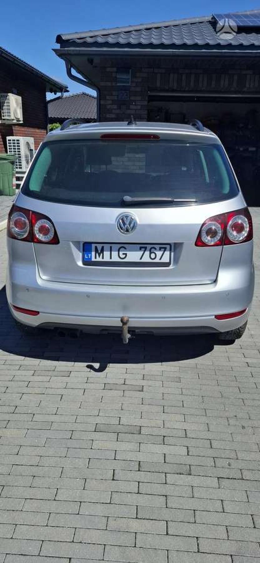 Grey Volkswagen Golf Plus 2010 in Kaunas, with an engine capacity of 1.40 L and mileage of 275 thousand km for 2500 €, photo 4 on AUTOMOTO.COM.LV