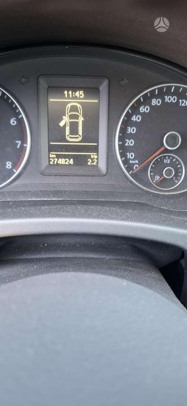 Grey Volkswagen Golf Plus 2010 in Kaunas, with an engine capacity of 1.40 L and mileage of 275 thousand km for 2500 €, photo 7 on AUTOMOTO.COM.LV