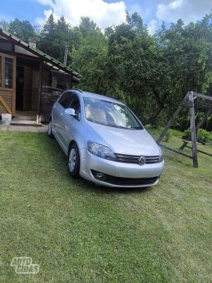 Grey Volkswagen Golf Plus 2010 in Kaunas, with an engine capacity of 1.60 L and mileage of 262 thousand km for 5000 €, photo 4 on AUTOMOTO.COM.LV