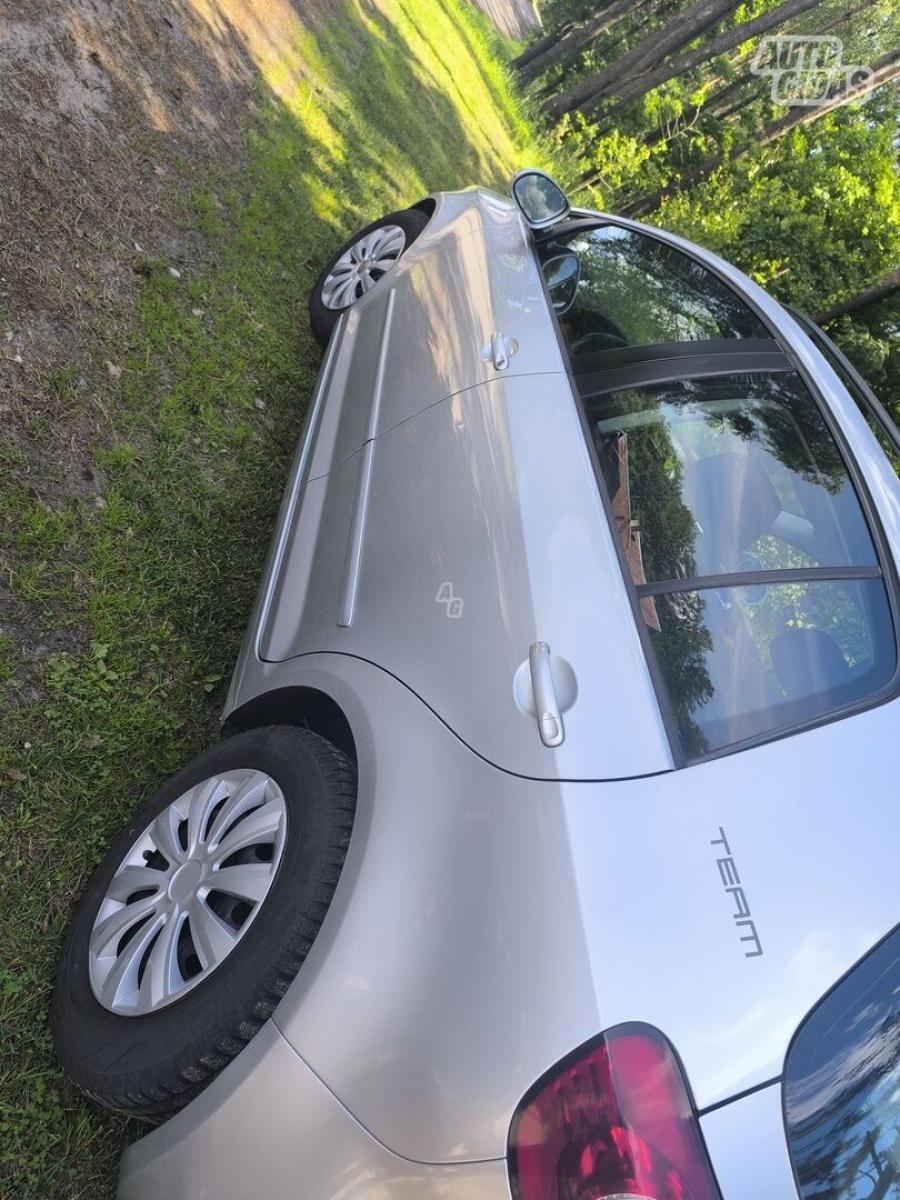 Grey Volkswagen Golf Plus 2010 in Kaunas, with an engine capacity of 1.60 L and mileage of 262 thousand km for 5000 €, photo 6 on AUTOMOTO.COM.LV