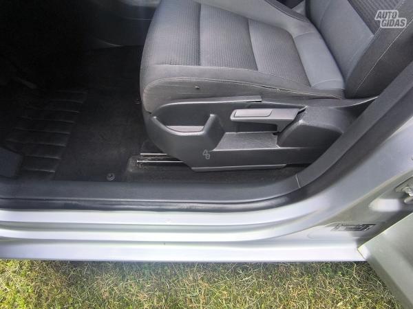 Pelēks Volkswagen Golf Plus 2010 Kauņa, ar dzinēja tilpumu 1.60 L un nobraukumu 262 tūkst. km par 5000 €, foto 10 vietnē AUTOMOTO.COM.LV