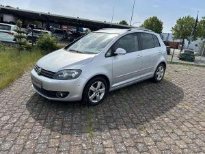 Pelēks Volkswagen Golf Plus 2010 Kauņa, ar dzinēja tilpumu 1.60 L un nobraukumu 255 tūkst. km par 4550 €, foto 3 vietnē AUTOMOTO.COM.LV