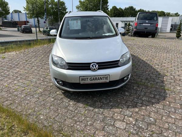 Pelēks Volkswagen Golf Plus 2010 Kauņa, ar dzinēja tilpumu 1.60 L un nobraukumu 255 tūkst. km par 4550 €, foto 4 vietnē AUTOMOTO.COM.LV