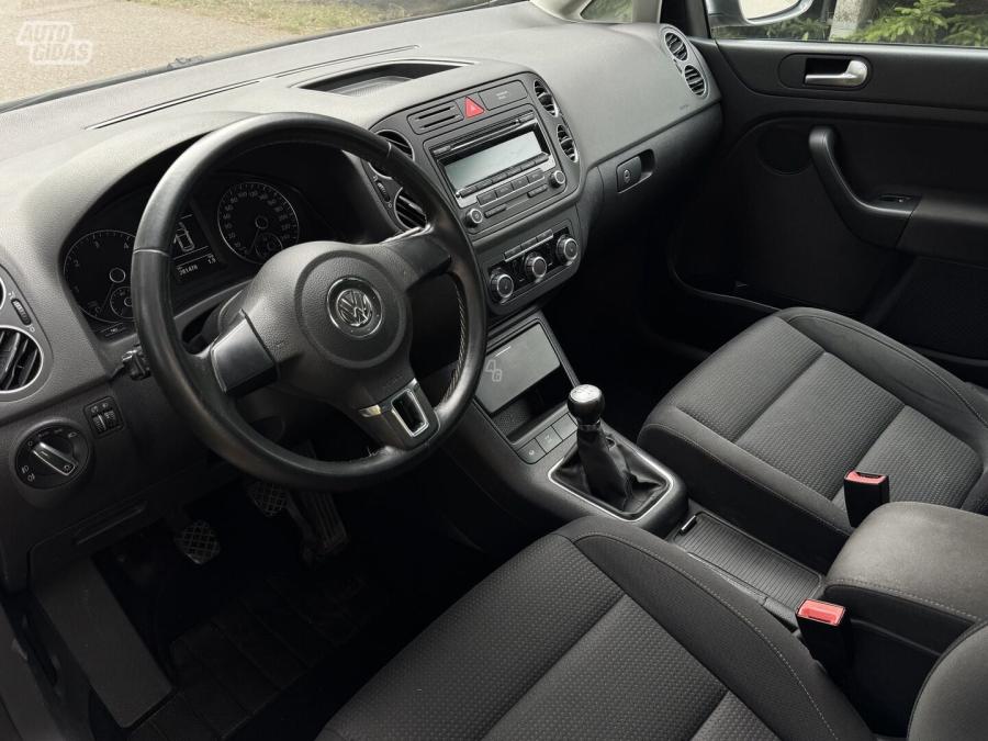 Pelēks Volkswagen Golf Plus 2010 Marijampole, ar dzinēja tilpumu 1.60 L un nobraukumu 280 tūkst. km par 3400 €, foto 10 vietnē AUTOMOTO.COM.LV