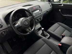 Grey Volkswagen Golf Plus 2010 in Marijampole, with an engine capacity of 1.60 L and mileage of 280 thousand km for 3300 €, photo 8 on AUTOMOTO.COM.LV
