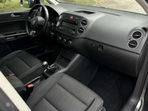 Grey Volkswagen Golf Plus 2010 in Marijampole, with an engine capacity of 1.60 L and mileage of 280 thousand km for 3300 €, photo 11 on AUTOMOTO.COM.LV