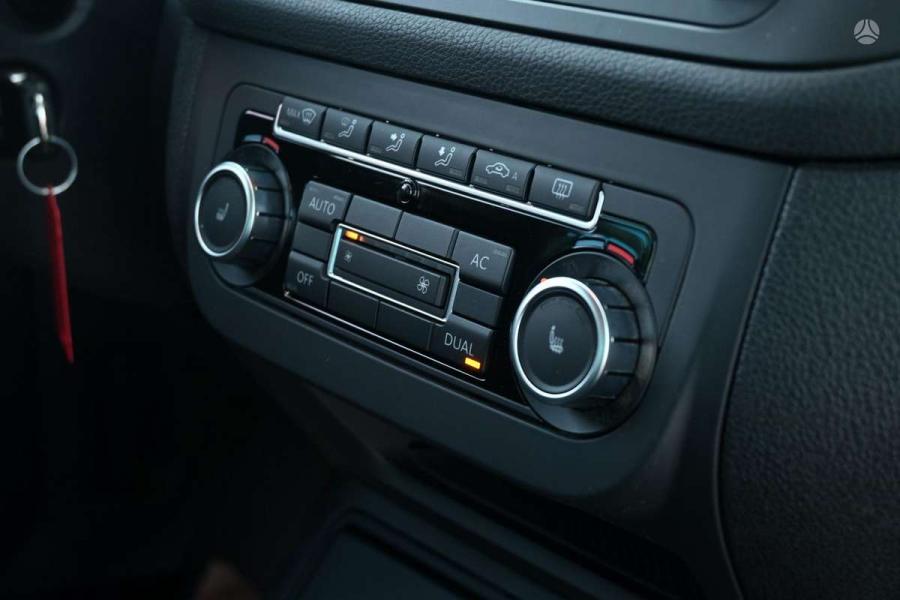 Grey Volkswagen Golf Plus 2010 in Kretinga, with an engine capacity of 1.60 L and mileage of 164 thousand km for 4099 €, photo 22 on AUTOMOTO.COM.LV