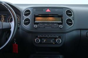 Grey Volkswagen Golf Plus 2010 in Kretinga, with an engine capacity of 1.60 L and mileage of 164 thousand km for 4099 €, photo 25 on AUTOMOTO.COM.LV