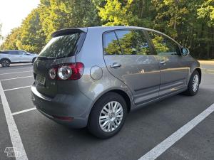 Pelēks Volkswagen Golf Plus 2010 Klaipėda, ar dzinēja tilpumu 1.60 L un nobraukumu 231 tūkst. km par 3750 €, foto 7 vietnē AUTOMOTO.COM.LV
