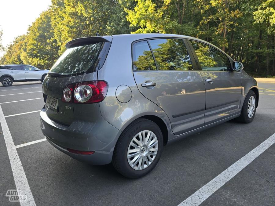 Pelēks Volkswagen Golf Plus 2010 Klaipėda, ar dzinēja tilpumu 1.60 L un nobraukumu 231 tūkst. km par 3750 €, foto 7 vietnē AUTOMOTO.COM.LV