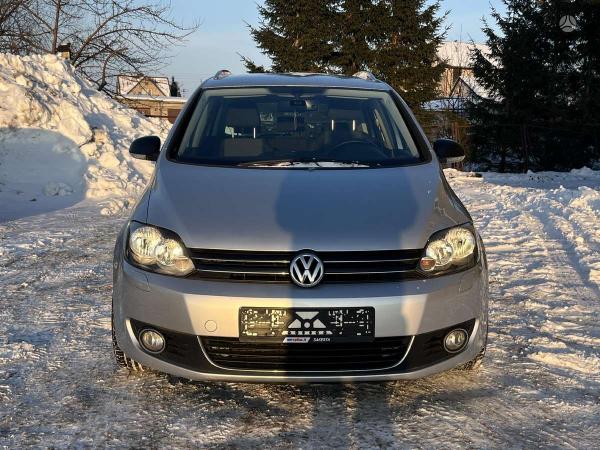 Grey Volkswagen Golf Plus 2011 in Kretinga, with an engine capacity of 1.20 L and mileage of 183 thousand km for 5600 €, photo 3 on AUTOMOTO.COM.LV
