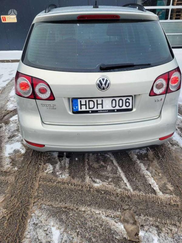 Grey Volkswagen Golf Plus 2011 in Vilnius, with an engine capacity of 1.39 L and mileage of 163 thousand km for 5800 €, photo 2 on AUTOMOTO.COM.LV