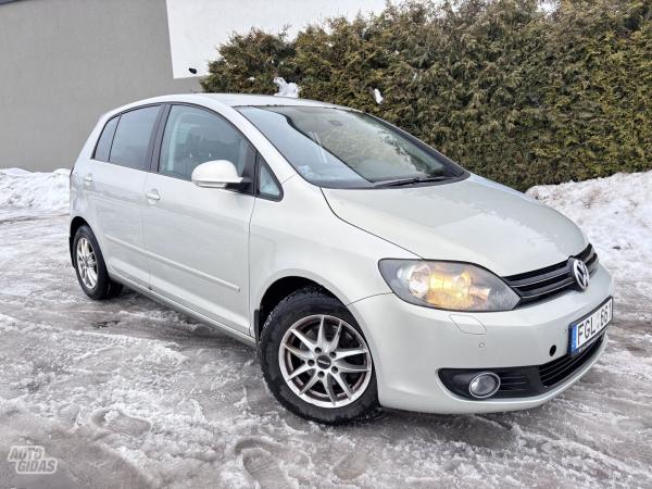 Grey Volkswagen Golf Plus 2011 in Kaunas, with an engine capacity of 1.40 L and mileage of 227 thousand km for 1590 €, photo 1 on AUTOMOTO.COM.LV