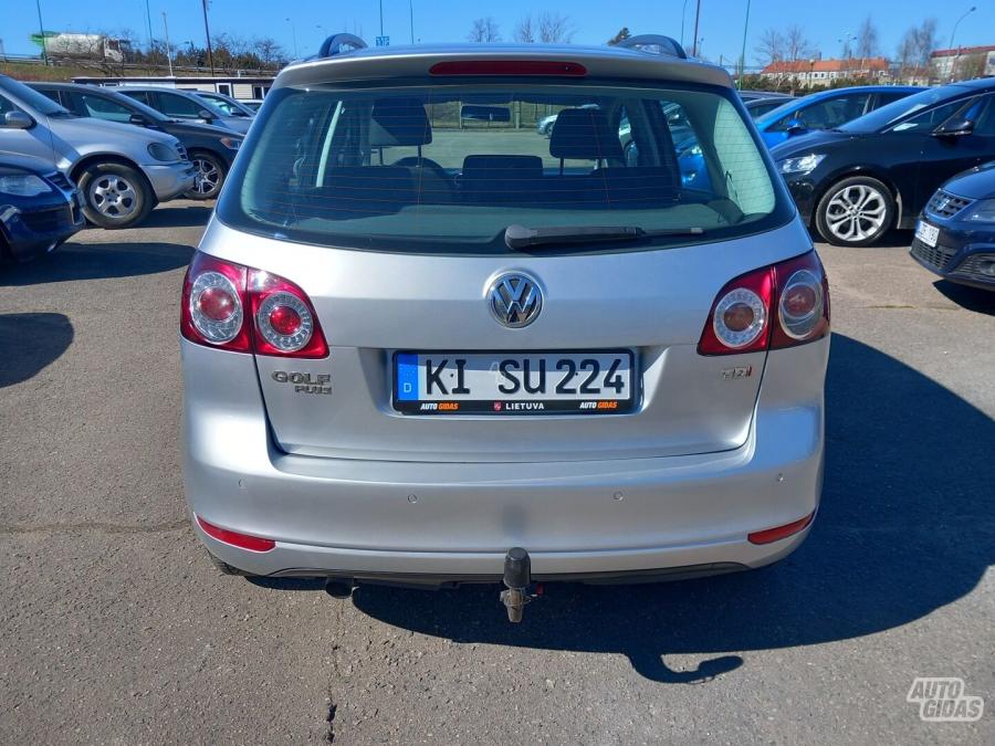 Pelēks Volkswagen Golf Plus 2011 Klaipėda, ar dzinēja tilpumu 1.60 L un nobraukumu 237 tūkst. km par 4400 €, foto 8 vietnē AUTOMOTO.COM.LV