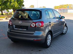 Grey Volkswagen Golf Plus 2011 in Kretinga, with an engine capacity of 1.40 L and mileage of 194 thousand km for 4550 €, photo 7 on AUTOMOTO.COM.LV