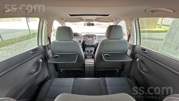 Pelēks Volkswagen Golf Plus 2011 Daugavpils, ar dzinēja tilpumu 2.00 L un nobraukumu 206 tūkst. km par 7550 €, foto 9 vietnē AUTOMOTO.COM.LV