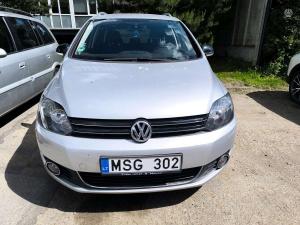 Pelēks Volkswagen Golf Plus 2011 Panevēža, ar dzinēja tilpumu 1.60 L un nobraukumu 233 tūkst. km par 4300 €, foto  vietnē AUTOMOTO.COM.LV