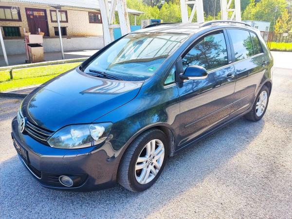 Pelēks Volkswagen Golf Plus 2011 Utena, ar dzinēja tilpumu 1.60 L un nobraukumu 171 tūkst. km par 4850 €, foto 3 vietnē AUTOMOTO.COM.LV