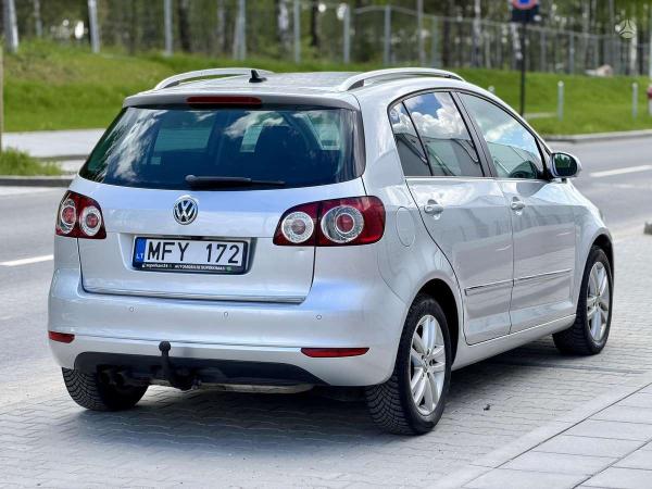 Grey Volkswagen Golf Plus 2011 in Vilnius, with an engine capacity of 1.39 L and mileage of 261 thousand km for 5250 €, photo 9 on AUTOMOTO.COM.LV