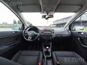Pelēks Volkswagen Golf Plus 2011 Liepāja, ar dzinēja tilpumu 1.60 L un nobraukumu 281 tūkst. km par 4800 €, foto 11 vietnē AUTOMOTO.COM.LV