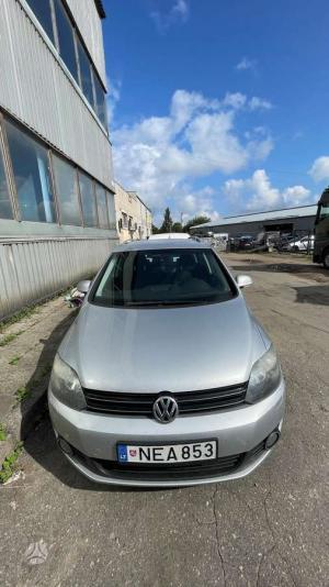 Pelēks Volkswagen Golf Plus 2011 Kauņa, ar dzinēja tilpumu 1.39 L un nobraukumu 199 tūkst. km par 3200 €, foto  vietnē AUTOMOTO.COM.LV