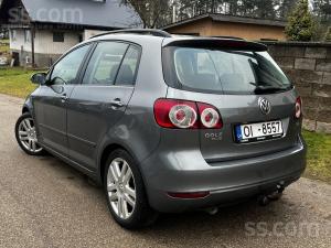 Pelēks Volkswagen Golf Plus 2012 Valmiera, ar dzinēja tilpumu 1.60 L un nobraukumu 285 tūkst. km par 3700 €, foto 2 vietnē AUTOMOTO.COM.LV