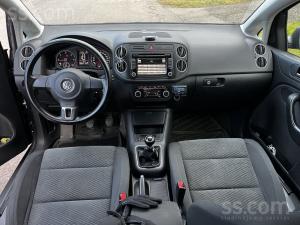 Pelēks Volkswagen Golf Plus 2012 Valmiera, ar dzinēja tilpumu 1.60 L un nobraukumu 285 tūkst. km par 3700 €, foto 13 vietnē AUTOMOTO.COM.LV
