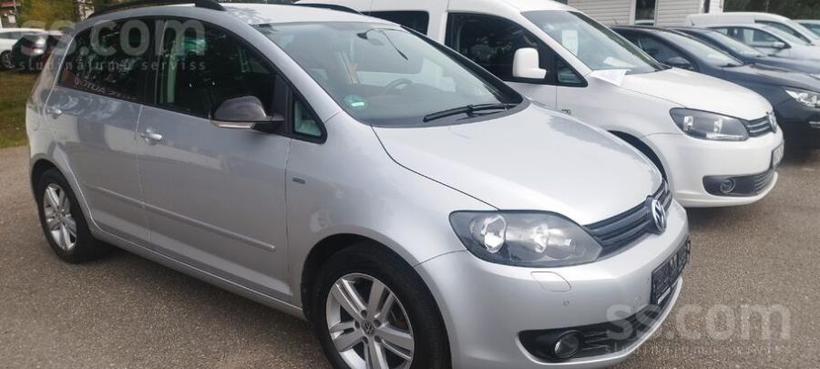 Grey Volkswagen Golf Plus 2012 in Riga, with an engine capacity of 1.20 L and mileage of 0 thousand km for 4900 €, photo 4 on AUTOMOTO.COM.LV