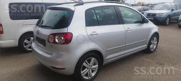 Pelēks Volkswagen Golf Plus 2012 Rīga, ar dzinēja tilpumu 1.20 L un nobraukumu 0 tūkst. km par 4900 €, foto 6 vietnē AUTOMOTO.COM.LV