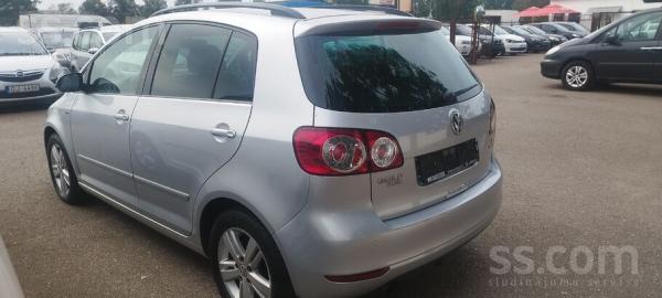 Pelēks Volkswagen Golf Plus 2012 Rīga, ar dzinēja tilpumu 1.20 L un nobraukumu 0 tūkst. km par 4900 €, foto 8 vietnē AUTOMOTO.COM.LV