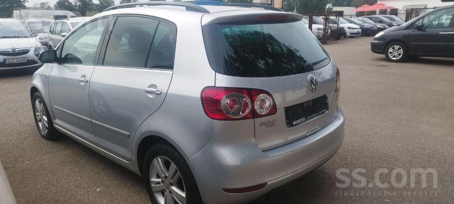 Grey Volkswagen Golf Plus 2012 in Riga, with an engine capacity of 1.20 L and mileage of 0 thousand km for 4900 €, photo 8 on AUTOMOTO.COM.LV