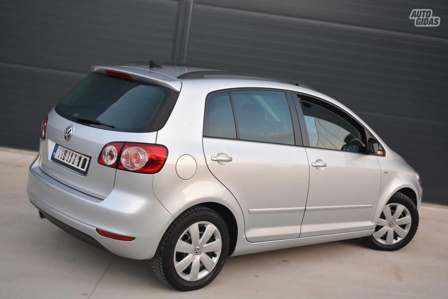 Pelēks Volkswagen Golf Plus 2012 Klaipėda, ar dzinēja tilpumu 1.60 L un nobraukumu 255 tūkst. km par 4550 €, foto 6 vietnē AUTOMOTO.COM.LV