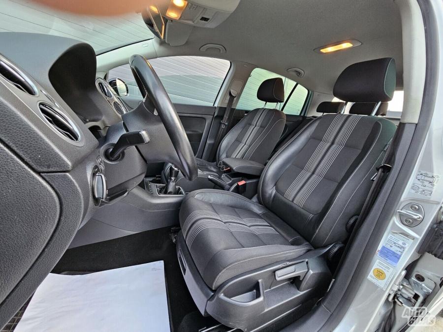 Pelēks Volkswagen Golf Plus 2012 Klaipėda, ar dzinēja tilpumu 1.60 L un nobraukumu 255 tūkst. km par 4550 €, foto 14 vietnē AUTOMOTO.COM.LV