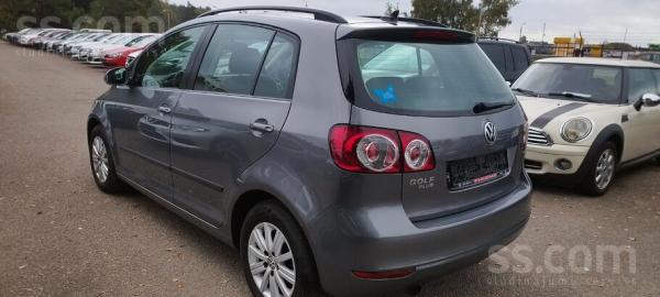 Volkswagen Golf Plus 2012 in Riga on AUTOMOTO.COM.LV Grey Volkswagen Golf Plus 2012 in Riga, with an engine capacity of 1.20 L and mileage of 0 thousand km for 6100 €, photo 8 on AUTOMOTO.COM.LV